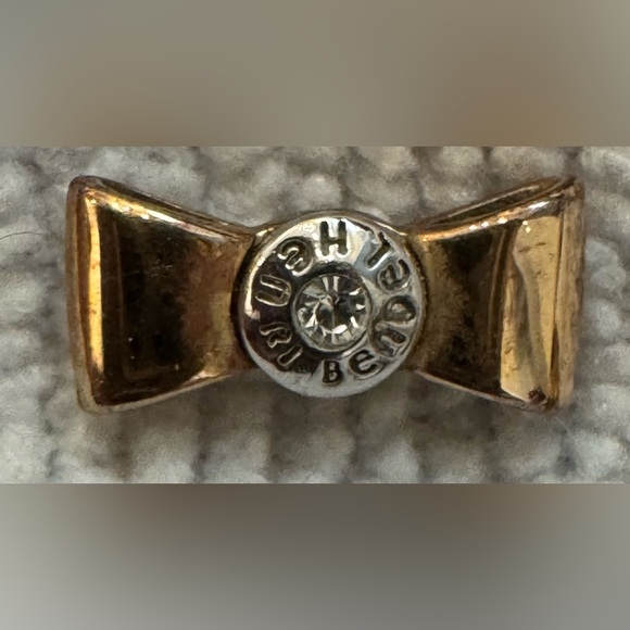 henri bendel | Accessories | Henri Bendel Gold And Silver Bow Stud ...